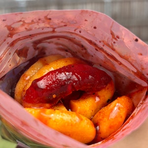 Chamoy Peach Ring Candy, Dulces Enchilados, Mexican Snacks, Anillos De ...