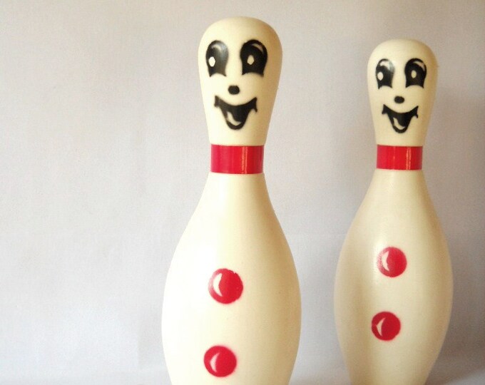 Vintage Bowling Pin Bank Figurine Piggy Bank Set Retro Kitschy White ...