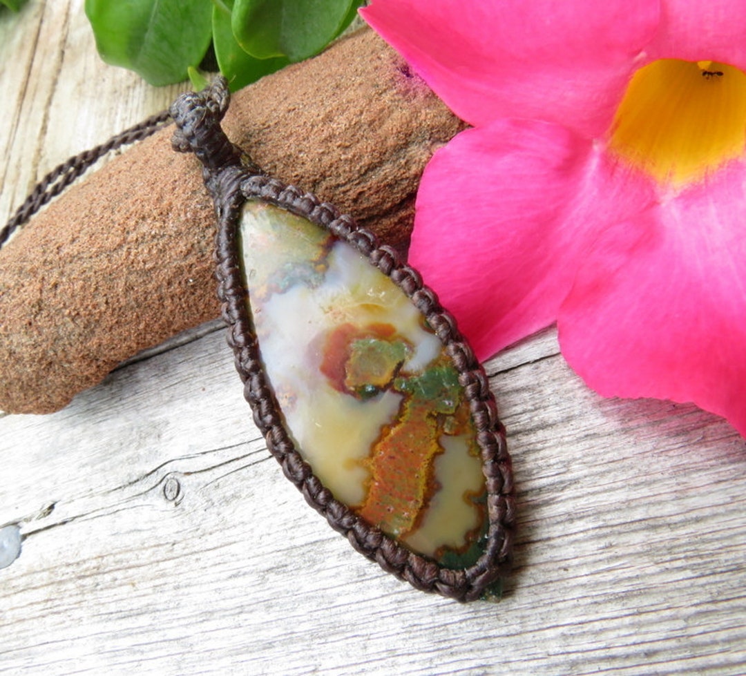 Colorful Agate Gemstone Necklace Rare Agates of the World - Etsy