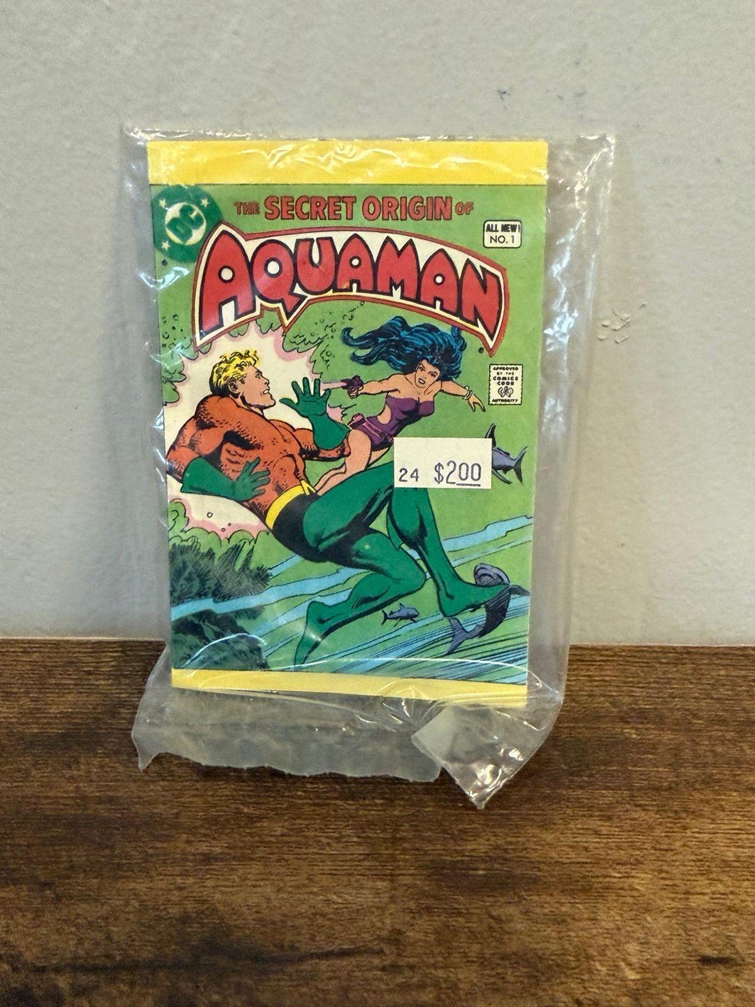 Vintage DC Mini Comic Books W/ Candy, the Secret Origins of Aqua Man - Etsy