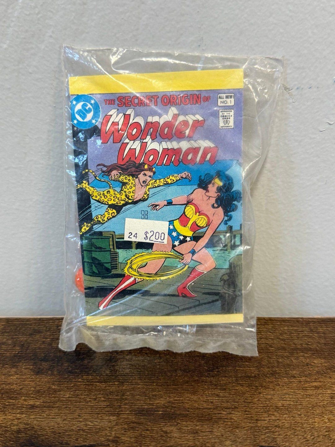Vintage DC Mini Comic Books W/ Candy, Wonder Woman - Etsy