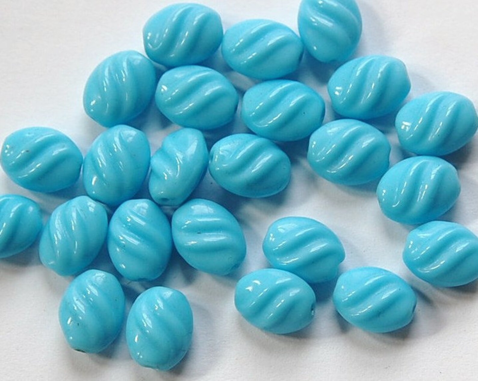 Vintage Light Blue Twist Ribbed German Glass Beads (8) Grm001c - Etsy