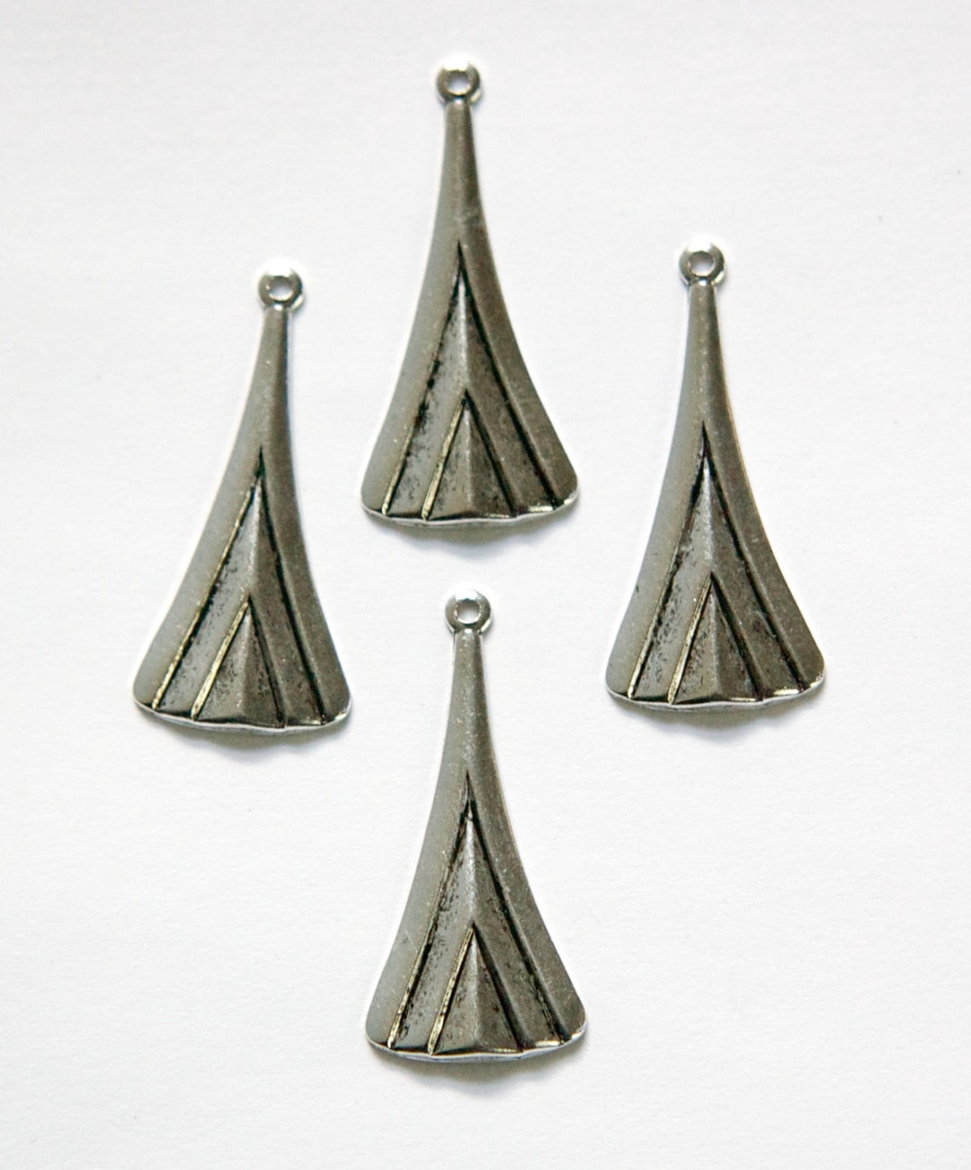 1 Loop Antiqued Silver Long Layered V Charm Pendant (6) Mtl391e - Etsy