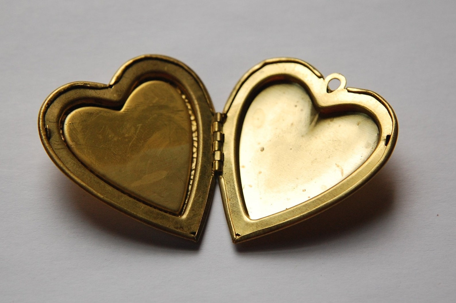 Large Vintage Raw Brass Heart Locket With Setting Lkt004c - Etsy