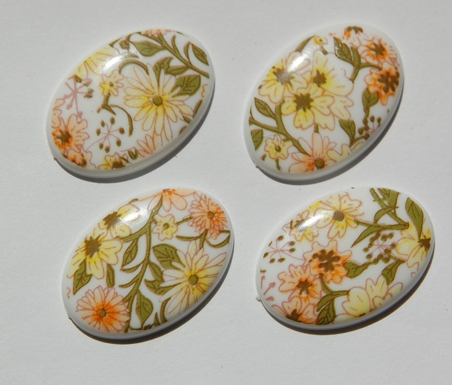 Vintage Yellow and Orange Floral Plastic Cabochon 25mm X 18mm Cab009 - Etsy