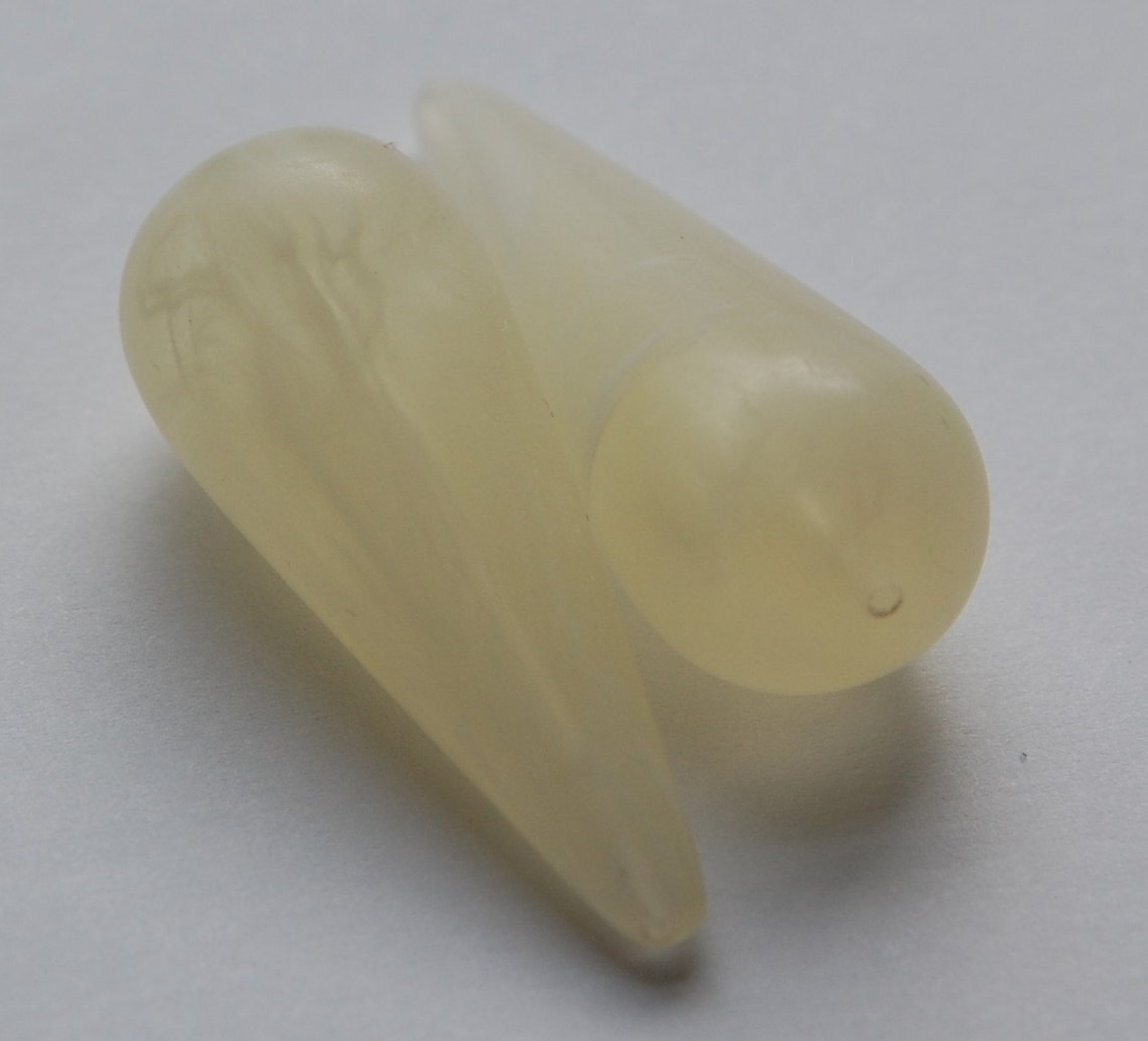 Vintage Italian Lucite Yellow With White Swirled Teardrop Focal Beads ...