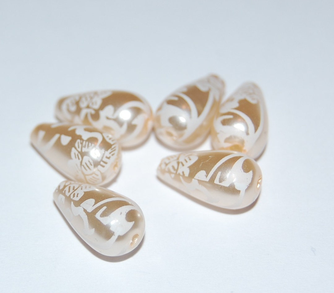 White Floral on Cream Tear Drop Beads Bds145a - Etsy
