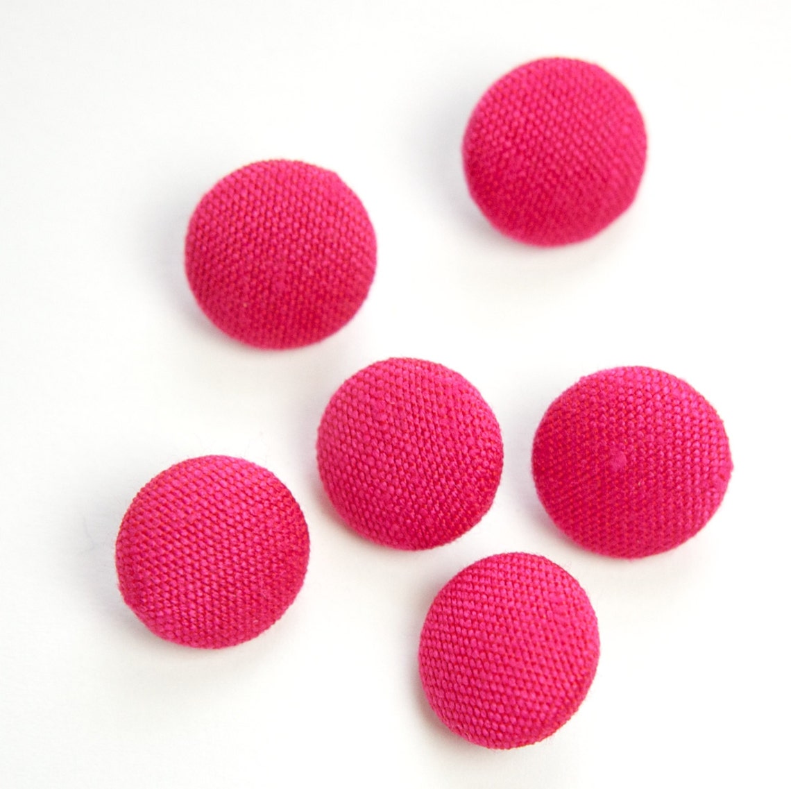 Vintage Bright Pink Silk Buttons 15mm Btn002f | Etsy