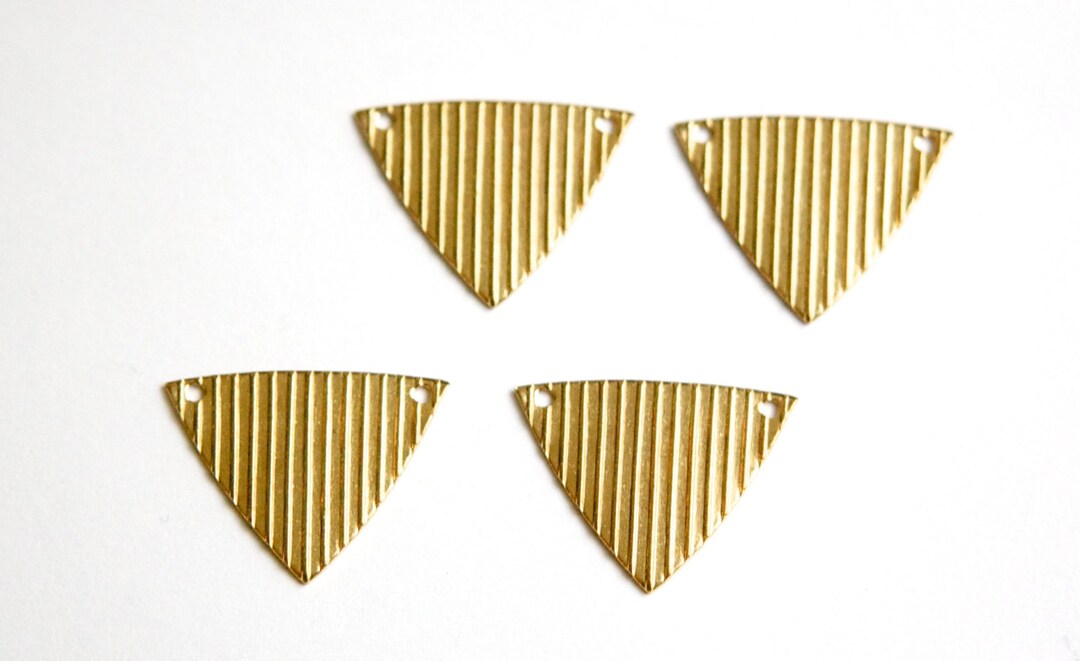 2 Hole Raw Brass Stripe Ribbed Triangle Pendant Findings 22x20x20mm (8 ...