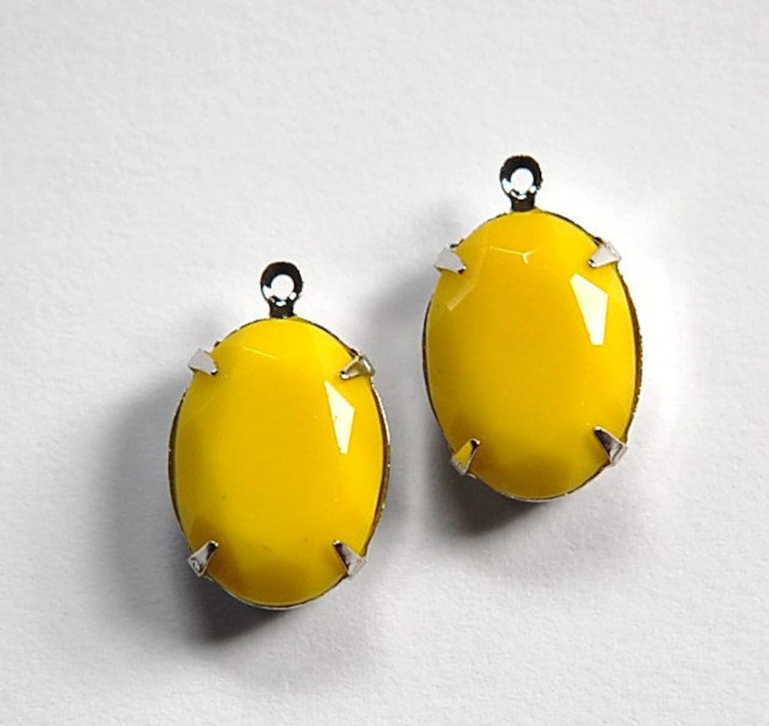 Vintage Opaque Yellow Faceted Stone in 1 Loop Silver Setting Ovl004s - Etsy