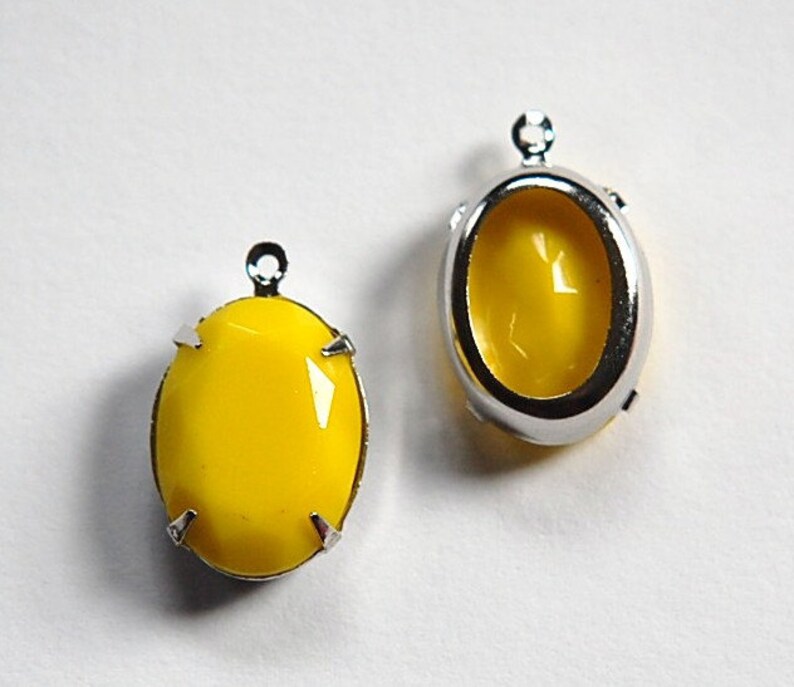 Vintage Opaque Yellow Faceted Stone in 1 Loop Silver Setting | Etsy