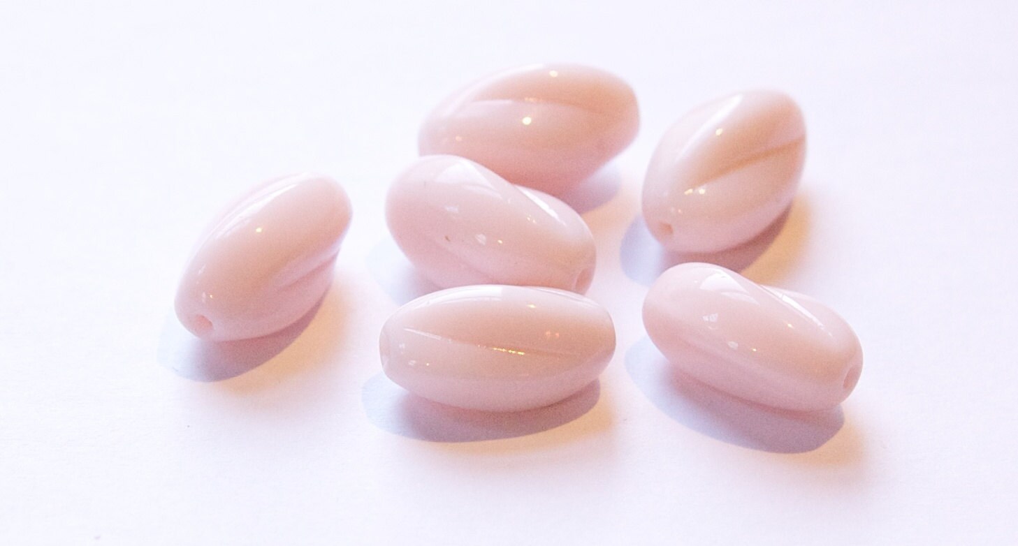 Opaque Pale Pink Vintage German Glass Twist Beads Grm019 - Etsy