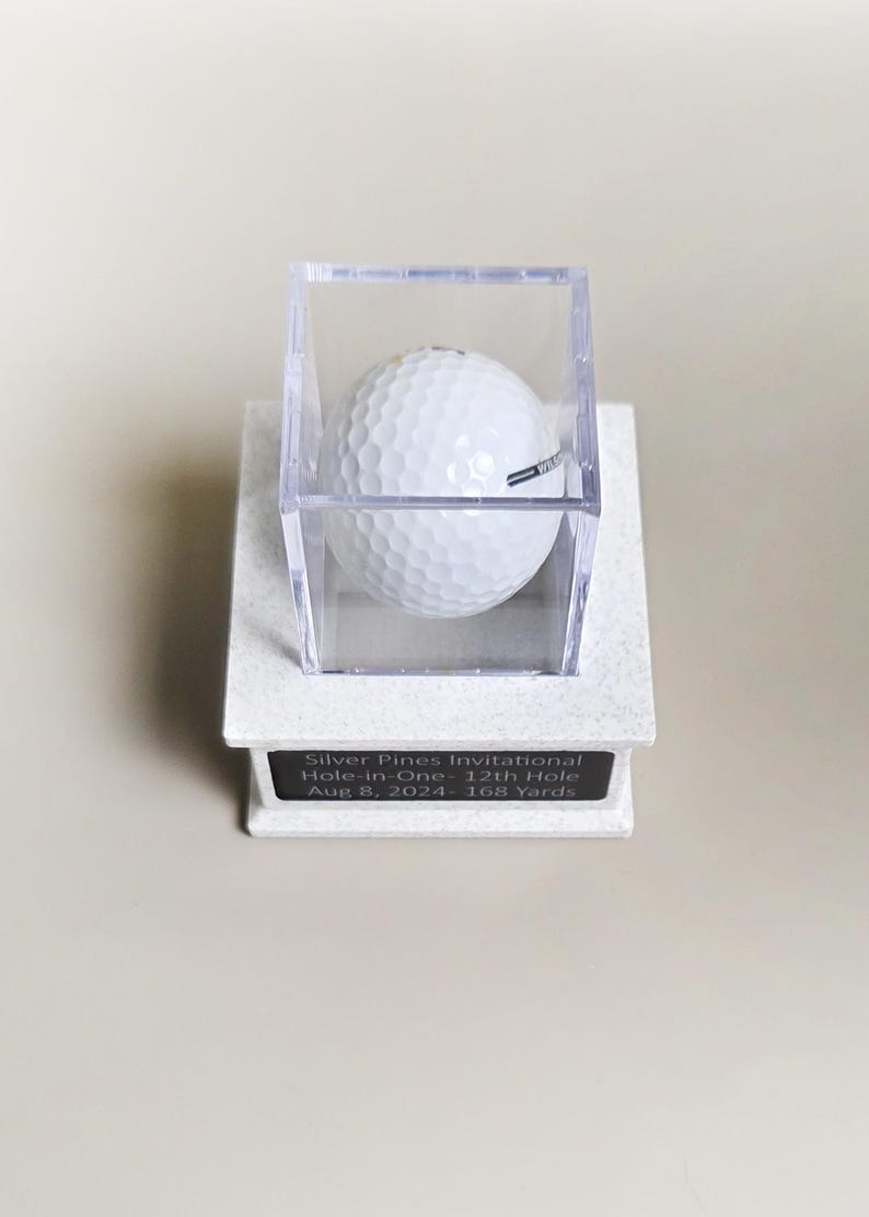 Custom Golf Ball Display Stand With Engraved Tag & Acrylic Box – 3D ...