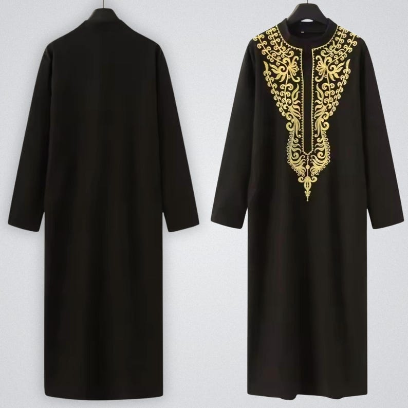Black Islamic Thobe for Men – Embroidered Arabic Jubbah Robe - Etsy