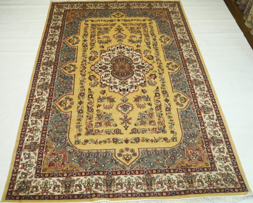 6x9 Oriental High Quality Area Rub - Soft Golden Yellow Persian Style ...