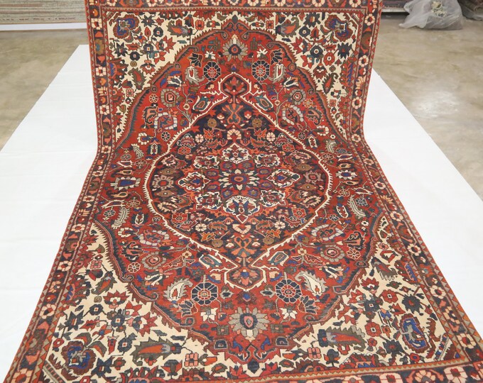 Antique Chahar Mahal Bakhtiari Persian Rug: Floral Medallion, Circa ...