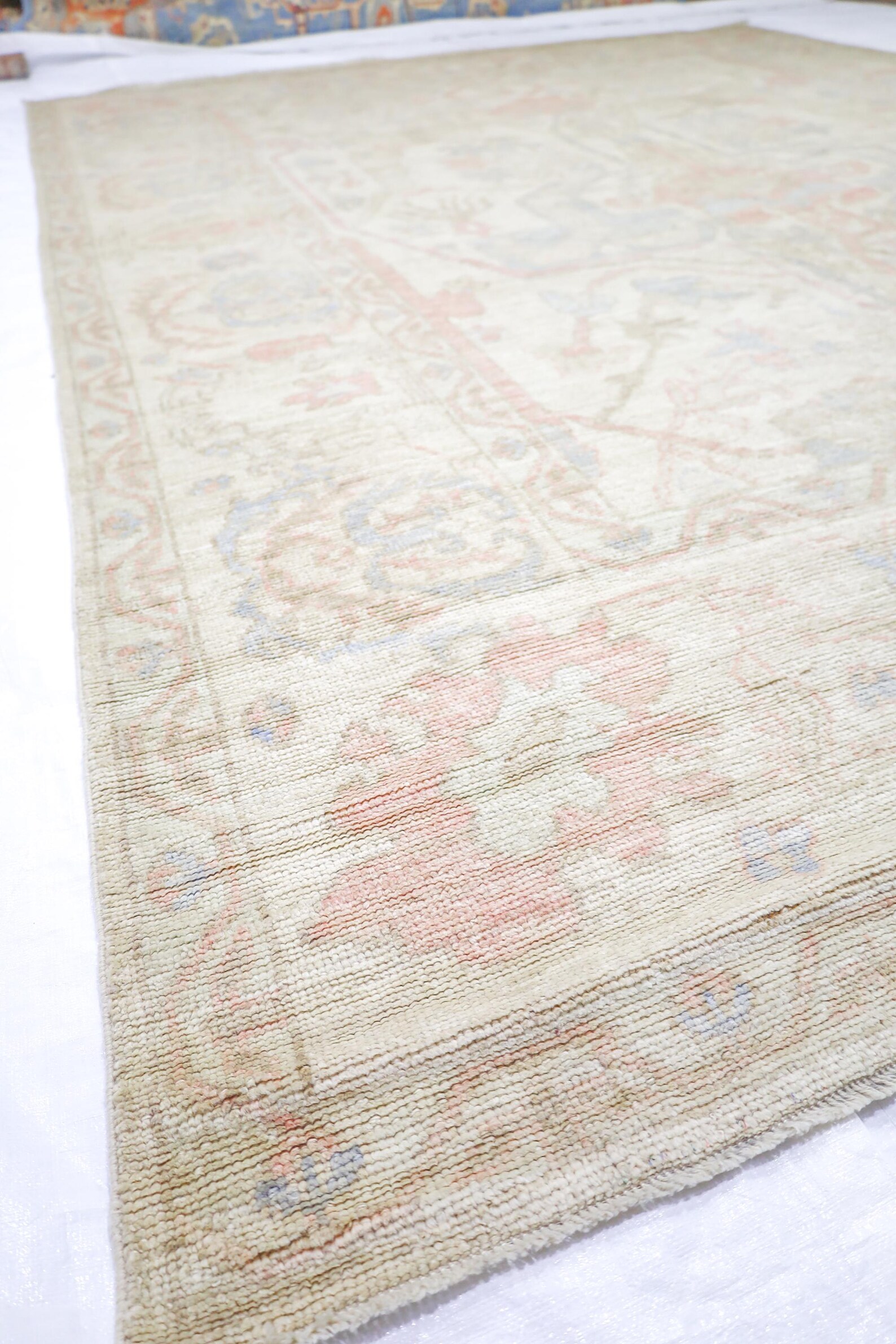 9x12 Ft Oushak Area Rug, Muted Beige Turkish Hand Knotted Floral Soft ...
