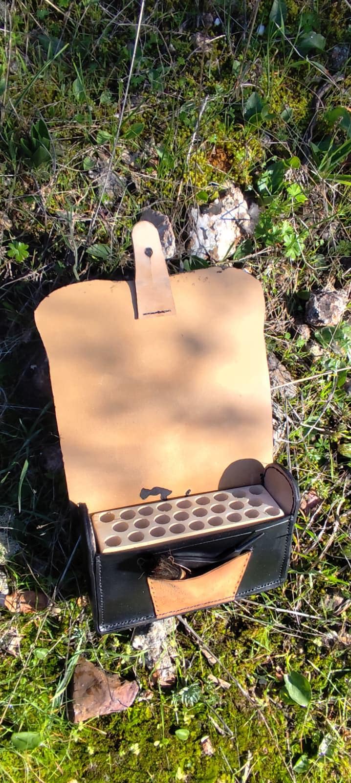 Handmade British Army Leather Cartridge Box & Sling | Late 18th and ...