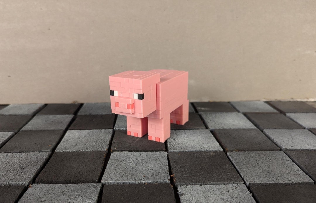 Minecraft-style Pig || 3D Printed Figurines || Gamer Gift || Video Game ...