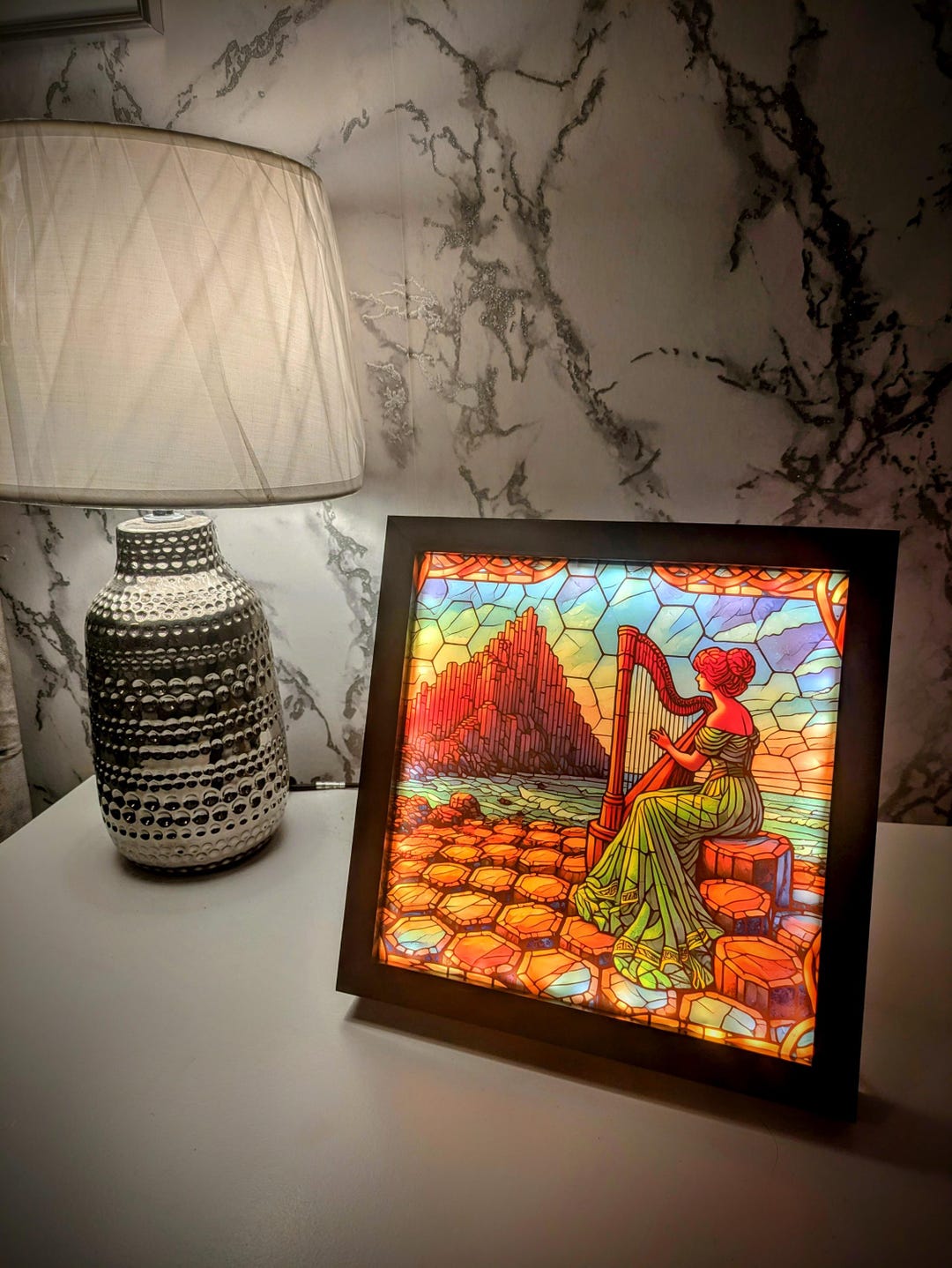 Giants Causeway Stained Glass Style Light up Frame, USB Powered ...