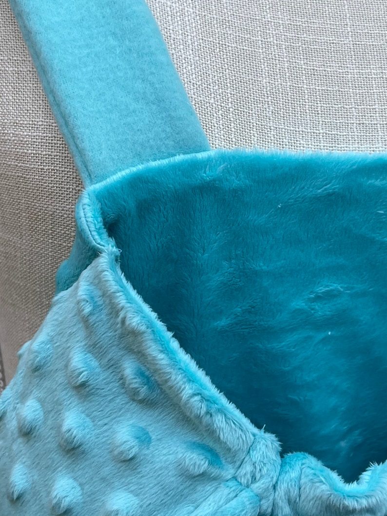 Pet Carrier, Pet Sling, Dog Carrier, Cat Carrier, Kangaroo Pouch, Hands ...