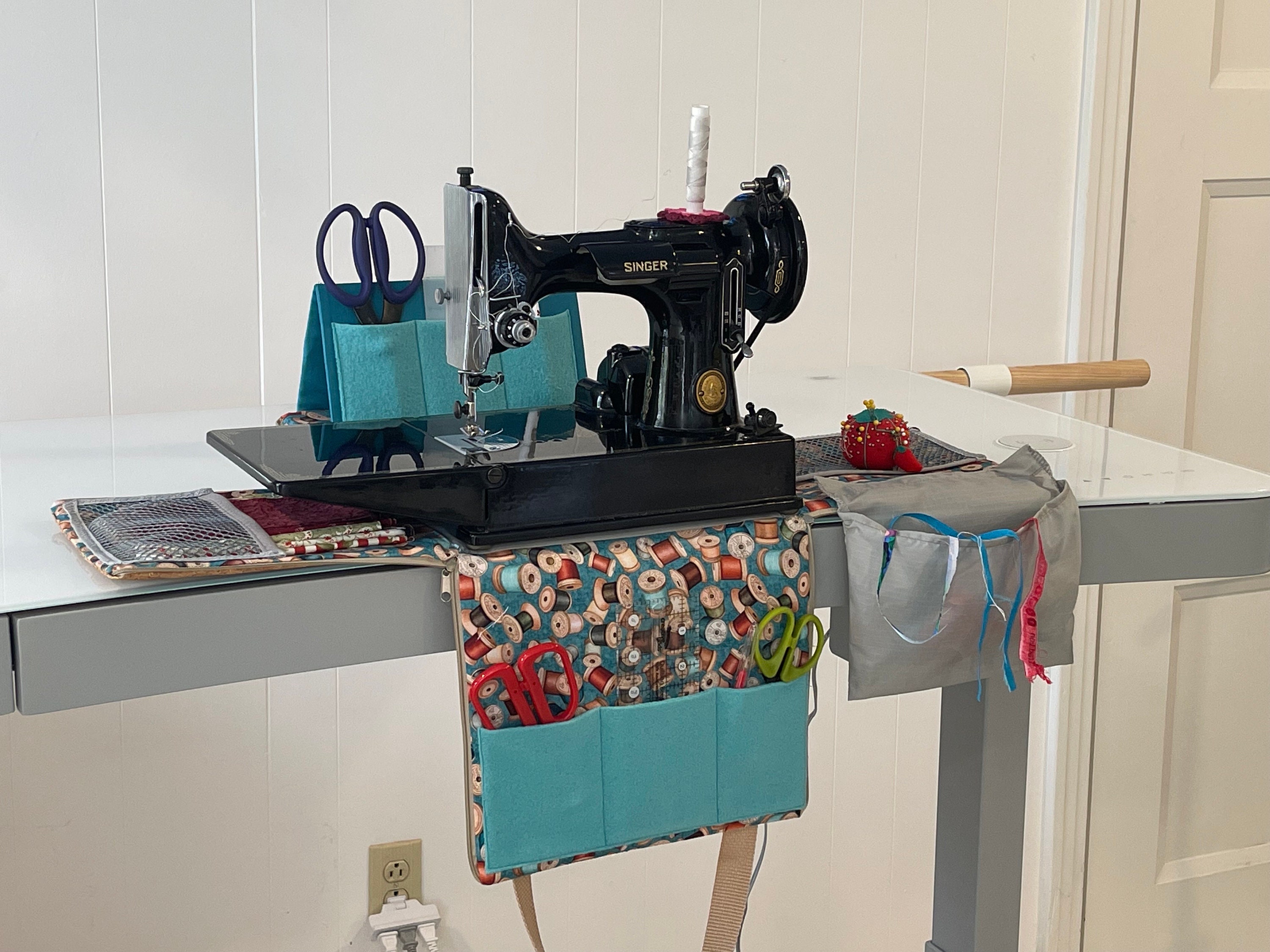 Singer Featherweight Protective Tote and Workstation 2 in 1, PDF ...