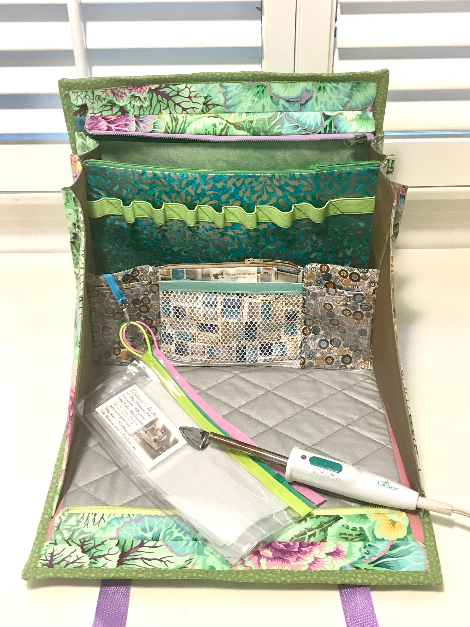 Ultimate Carry All Bag for Sewing, Quilting, Beading and Other Crafts ...