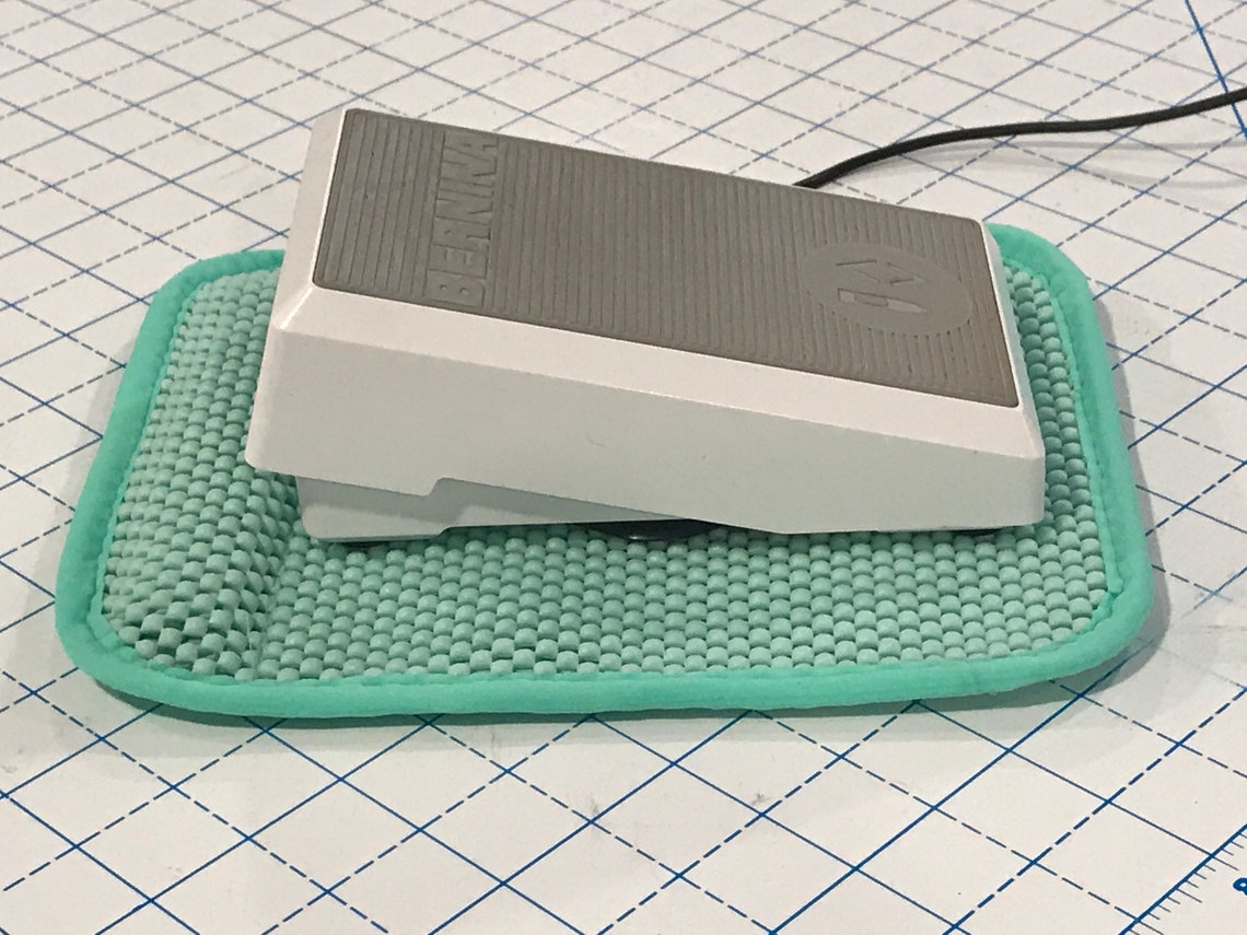 Non-slip Pedal Pad for Sewing Machine Made of Rubbery Material ...