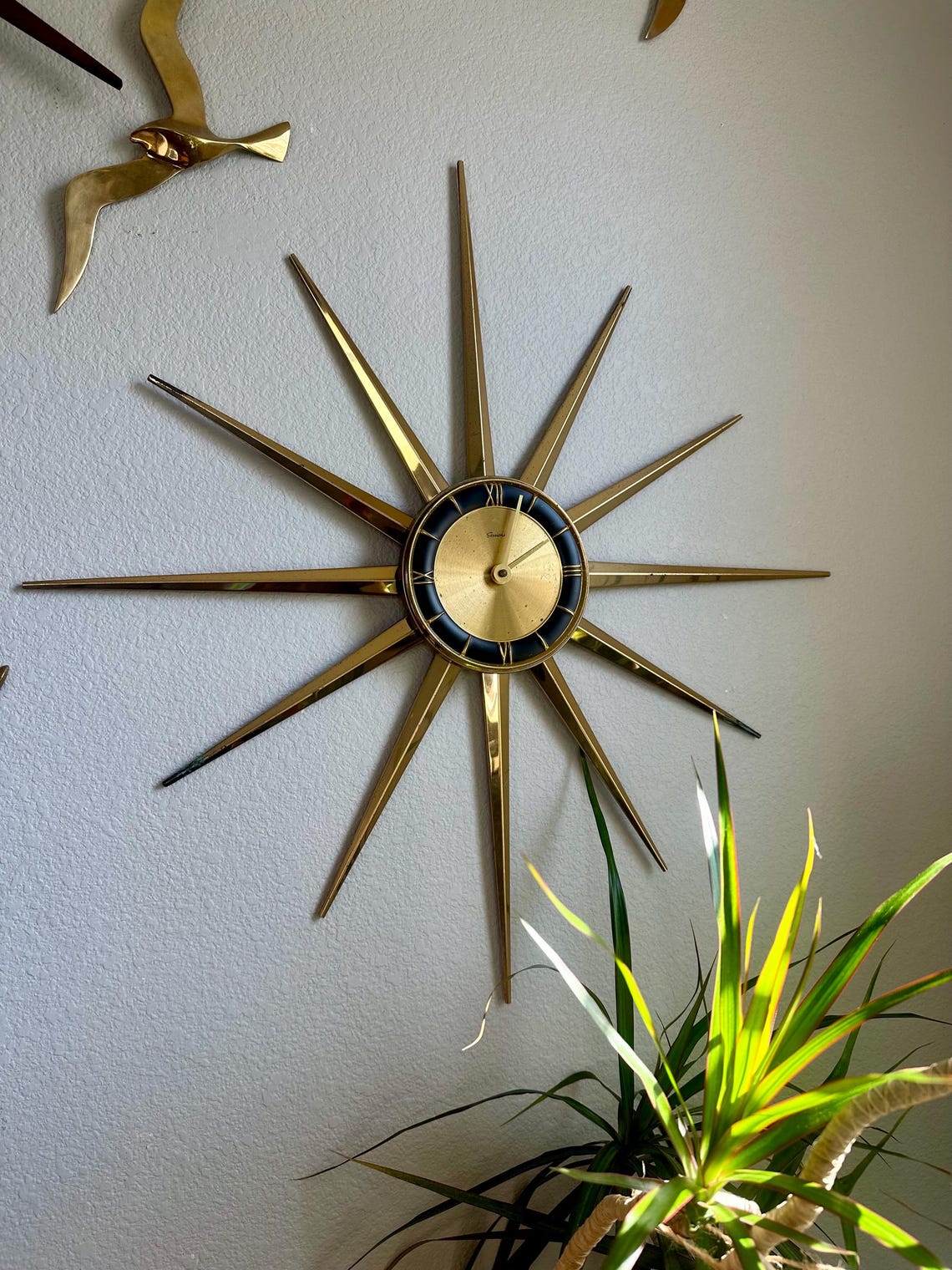Mid Century Sessions Starburst Wall Clock - Etsy