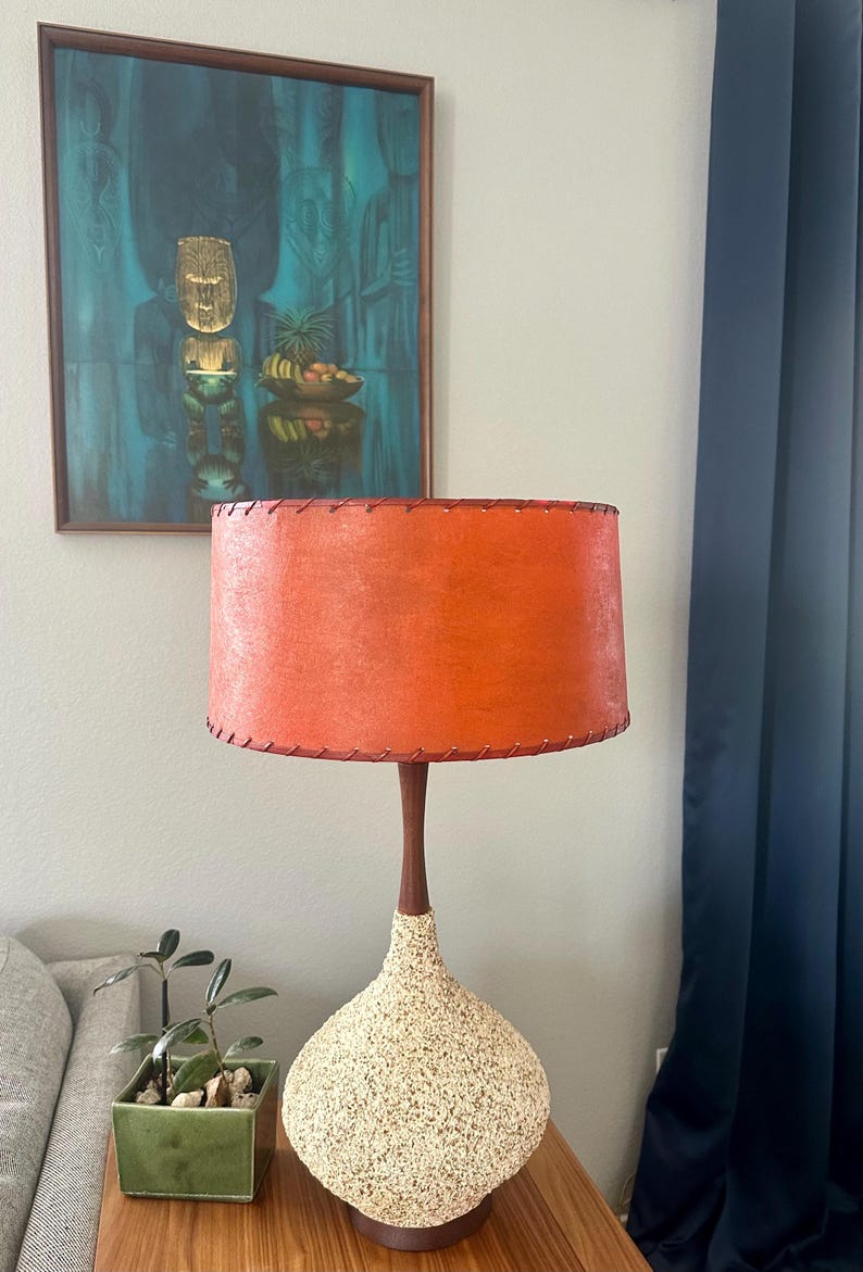 Mid Century Wallnut Popcorn Base Table Lamp - Etsy