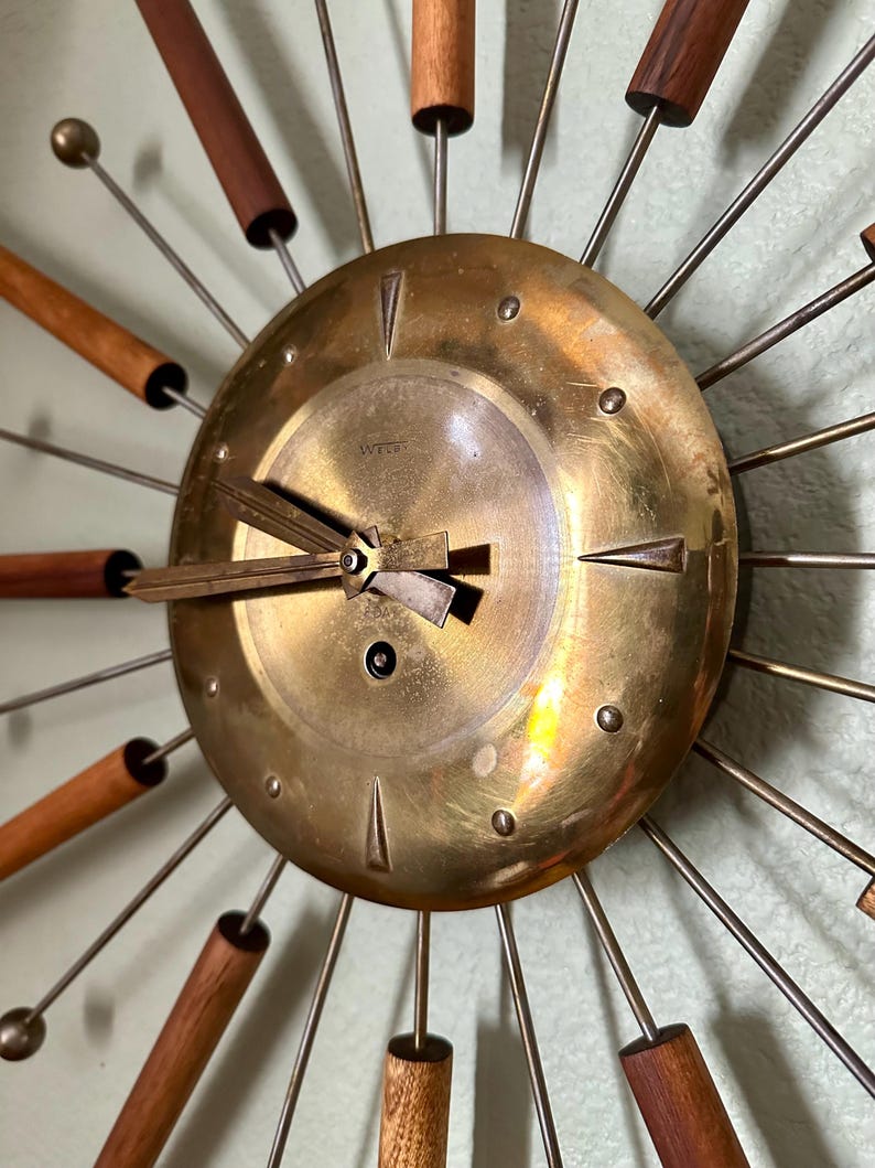 Mid Century Starburst Welby Windup Clock - Etsy