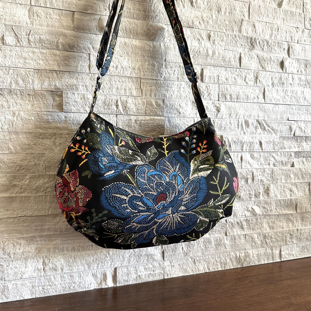 Crescent Moon Bag - Embroidered Blooms Noir - Etsy