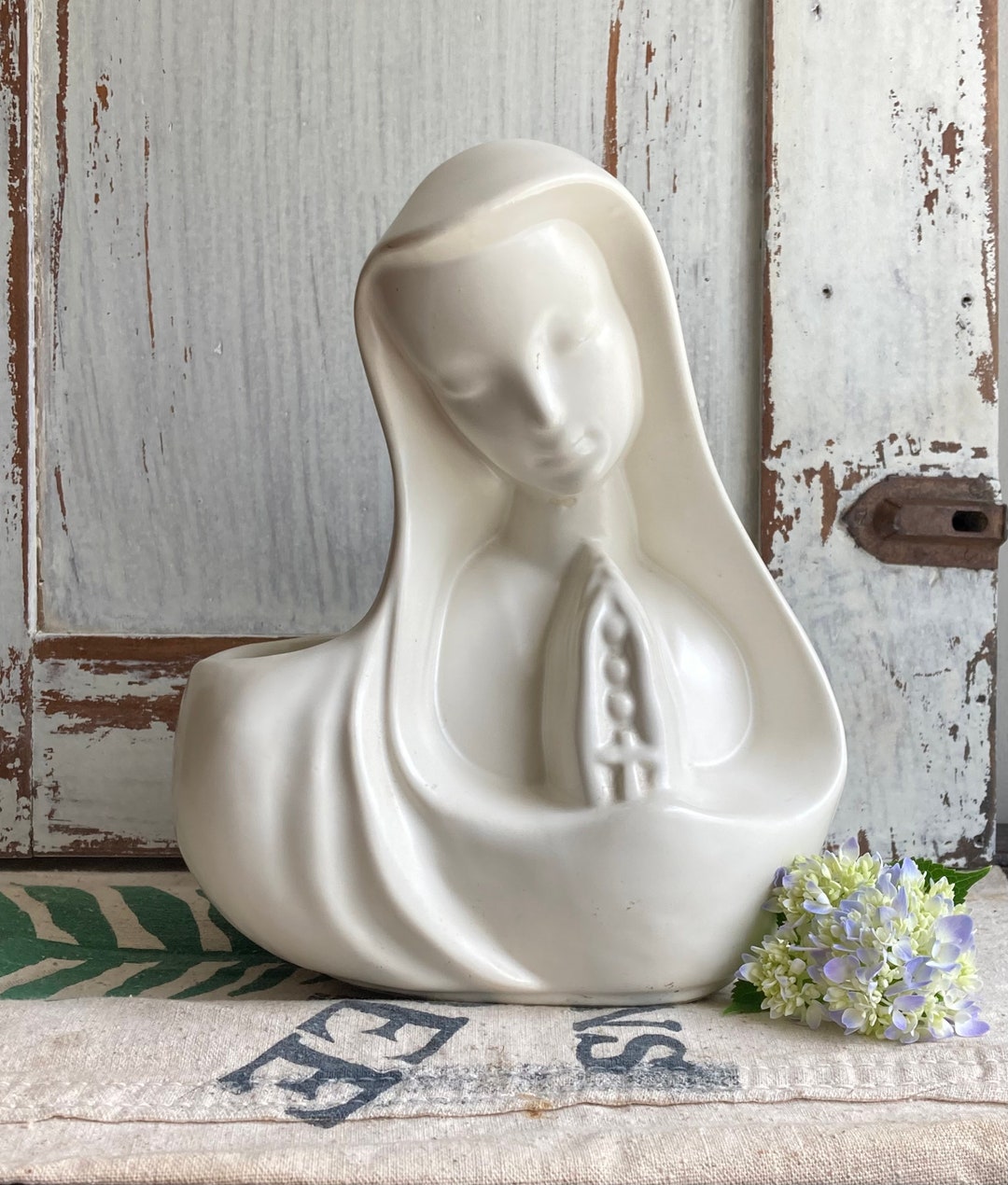 Vintage Hull USA Pottery Mother Mary Virgin Mary Madonna Planter ...