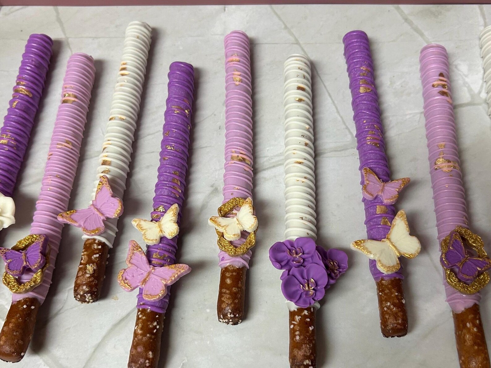 12 Butterfly Chocolate Covered Pretzels - Etsy