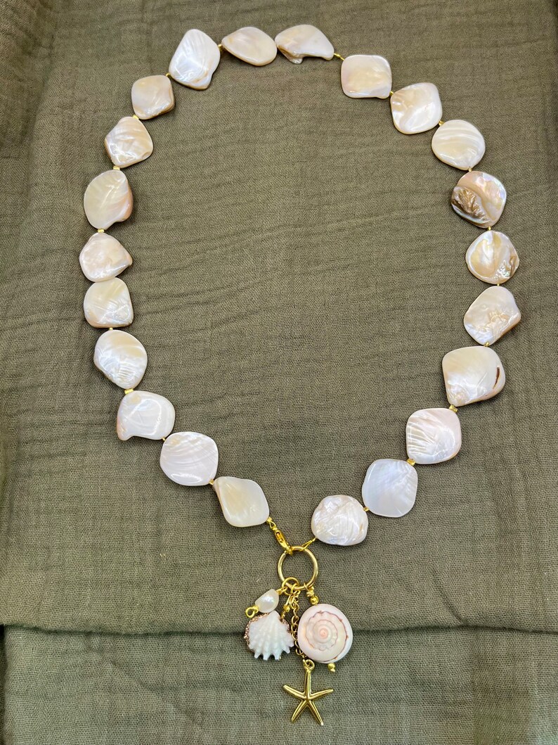 The Large Shell Necklace - Etsy