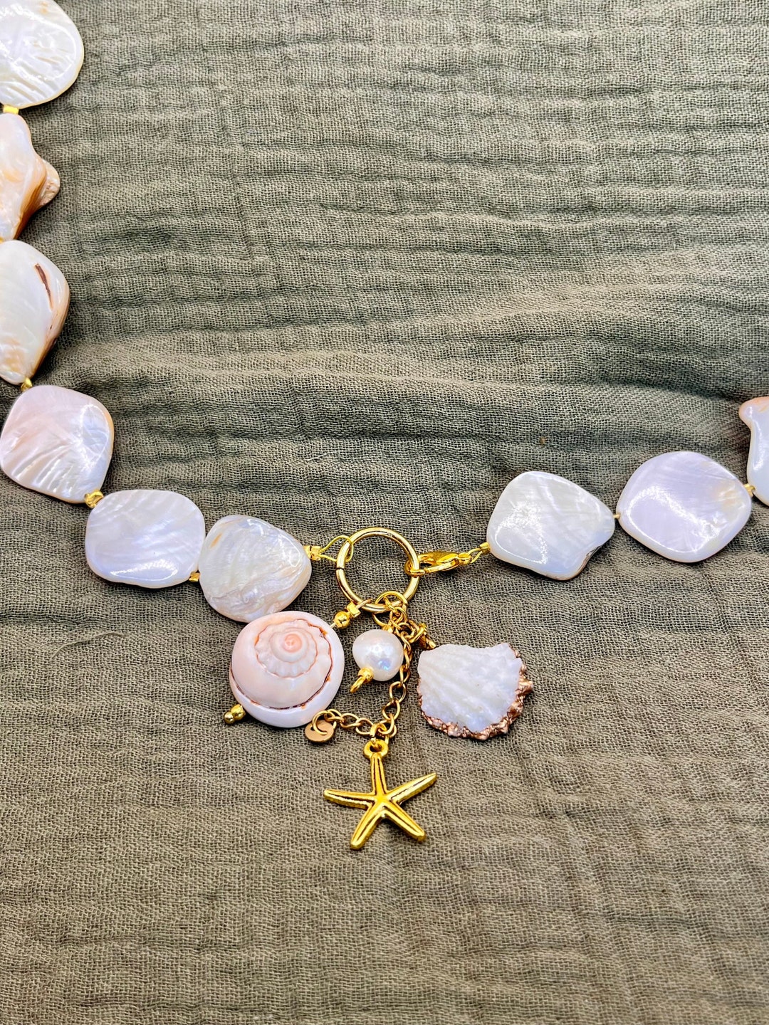 The Large Shell Necklace - Etsy