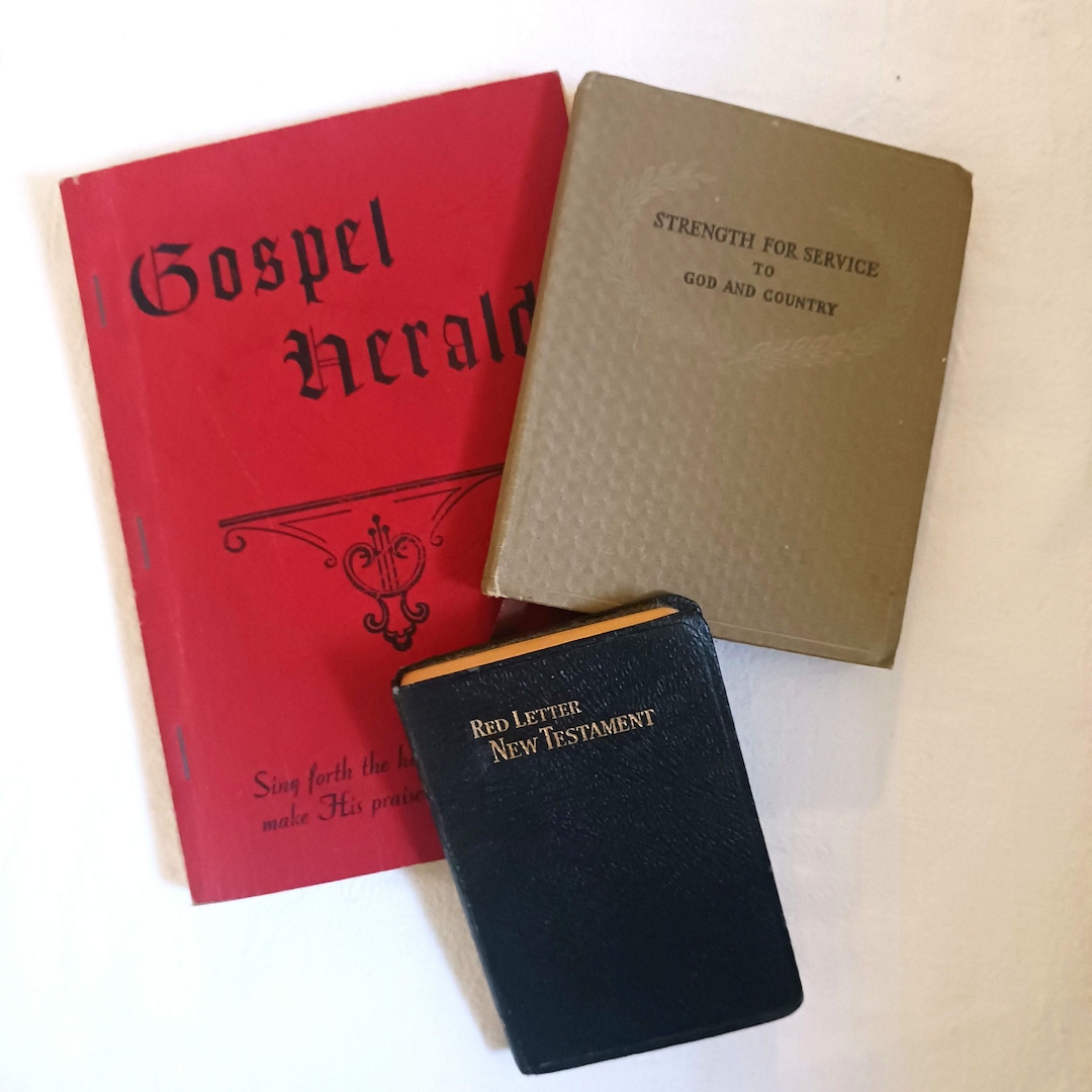 Vintage Christian Books Lot - Hymns Book, Military Devotional, New ...