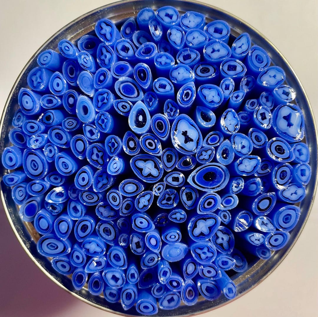 Blue Bullseye Petals Vitrigraph Cane: COE 90 Fusing Glass Supplies (1oz ...