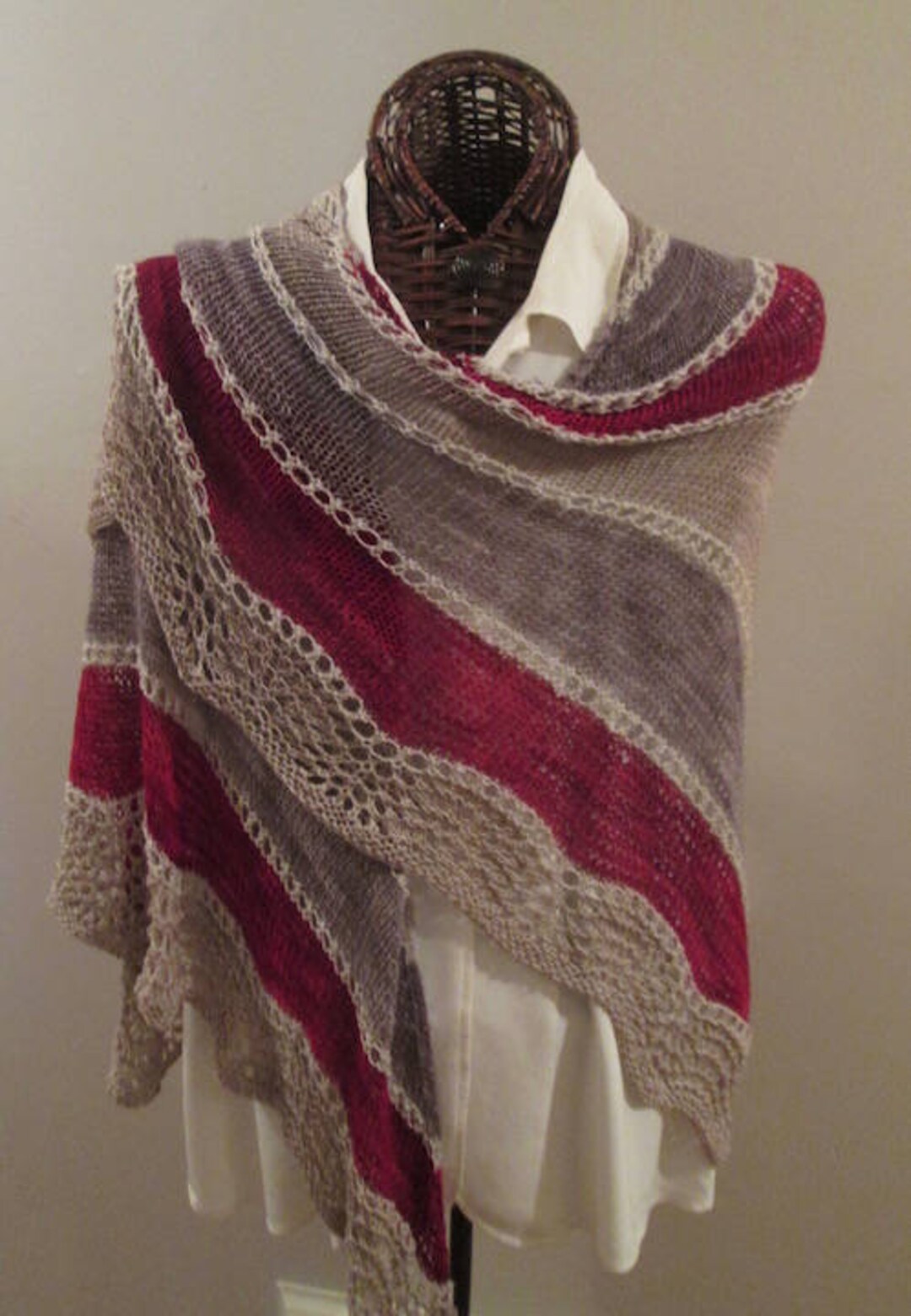 Cranberry Crumble Scalloped Shawl - Etsy