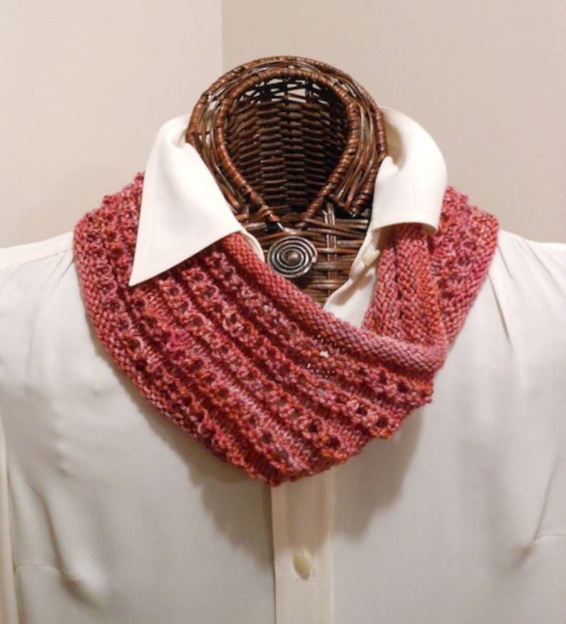 PDF Easy Knitted Eyelet Cowl - Etsy