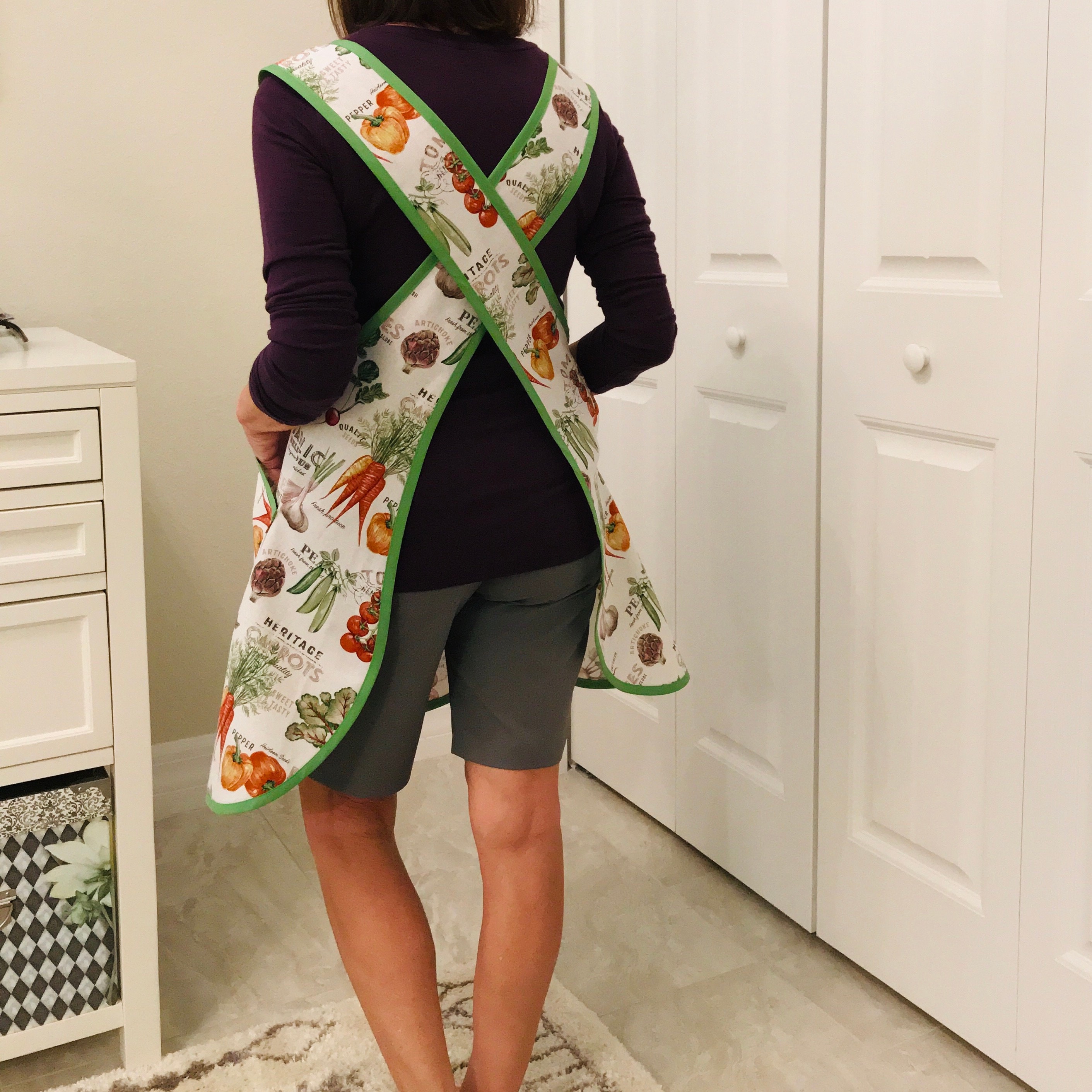 Crossback Apron - Vintage Style Apron - Fancy Apron - Kitchen Apron ...