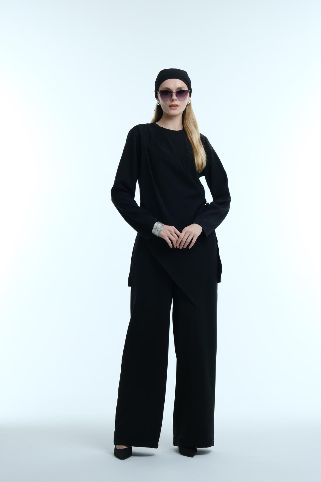 Shadow Chic Black Modest Jumpsuit for Muslim Women Elegant Hijab ...