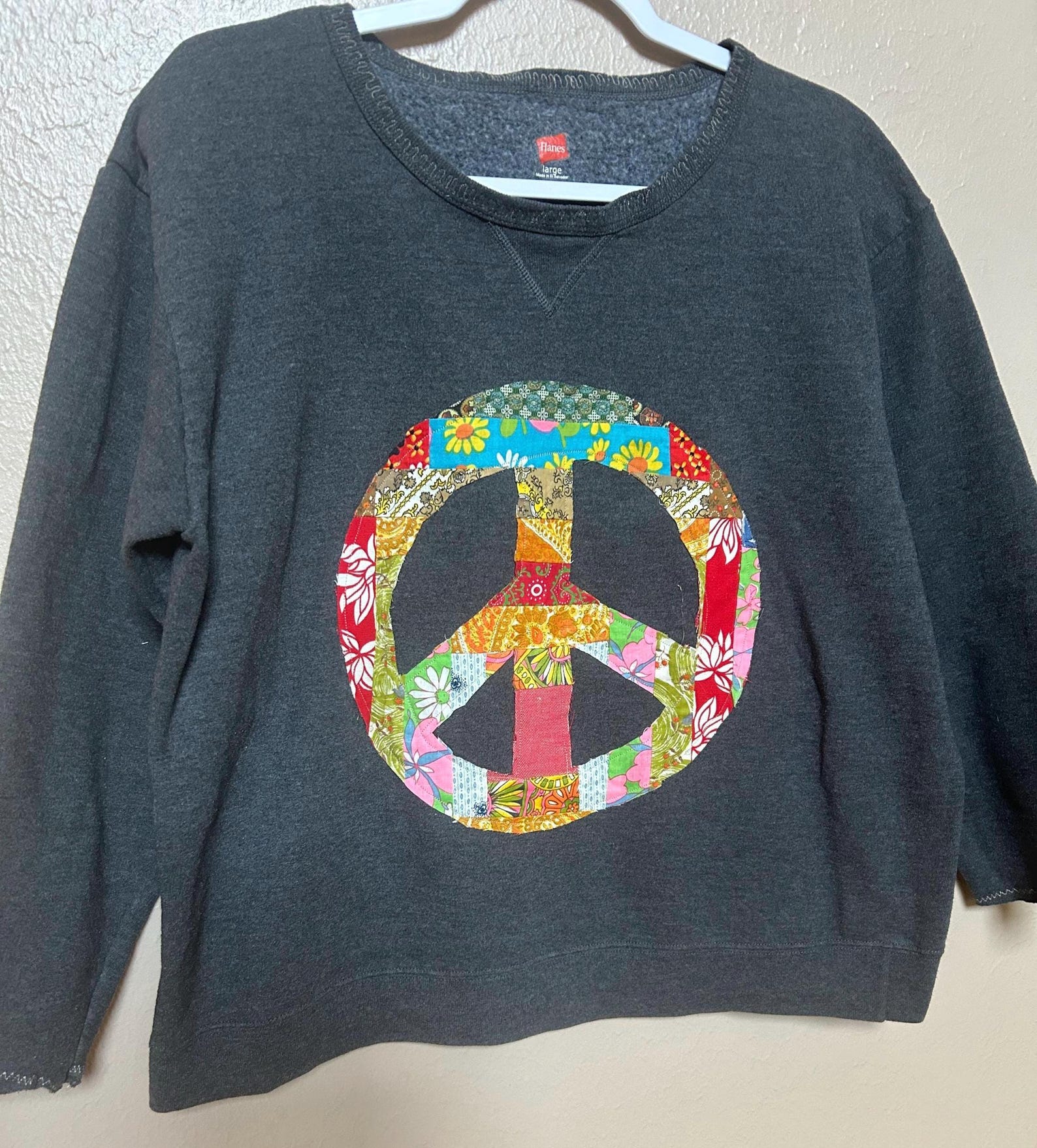 Quilted Peace Sign Sweatshirt XL Vintage Quilt Patchwork Applique One ...