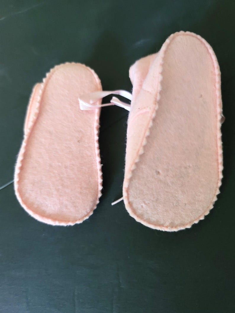 Vintage Pink Felt Baby Booties - Etsy