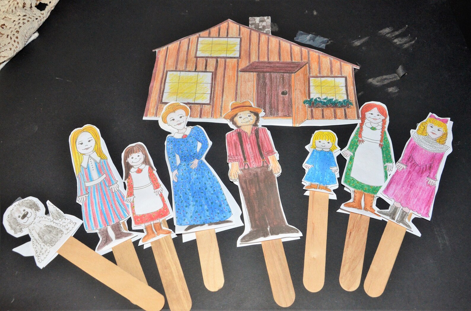 Little House on the Prairie Paper Dolls Puppets Printable in Color ...