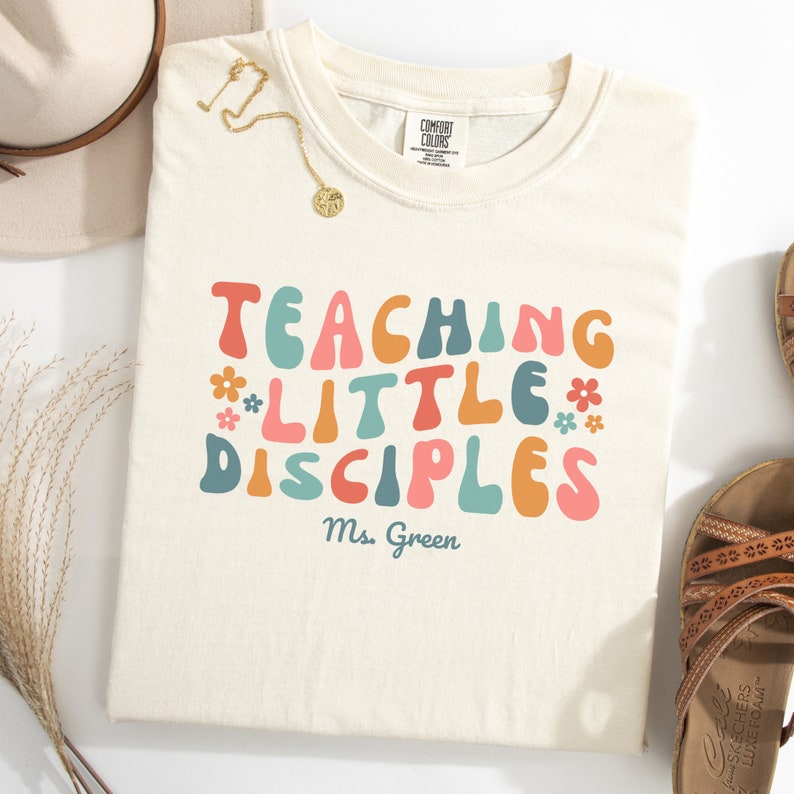 Personalized Teaching Little Disciples Retro T-shirt. Bible Study or ...