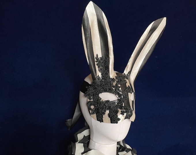 Cole/clémentine Yaelokre Masks - Etsy UK