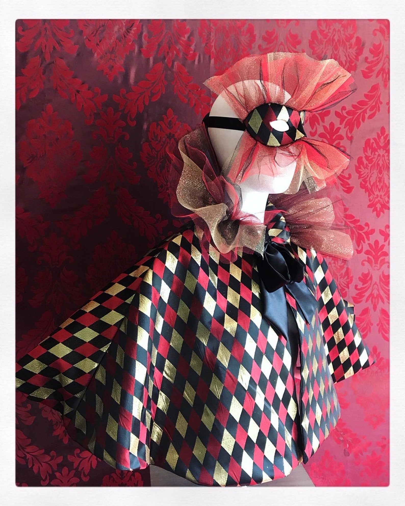 Harlequin - Red Black and Gold Silk & Tulle Cape and Mask Set ...