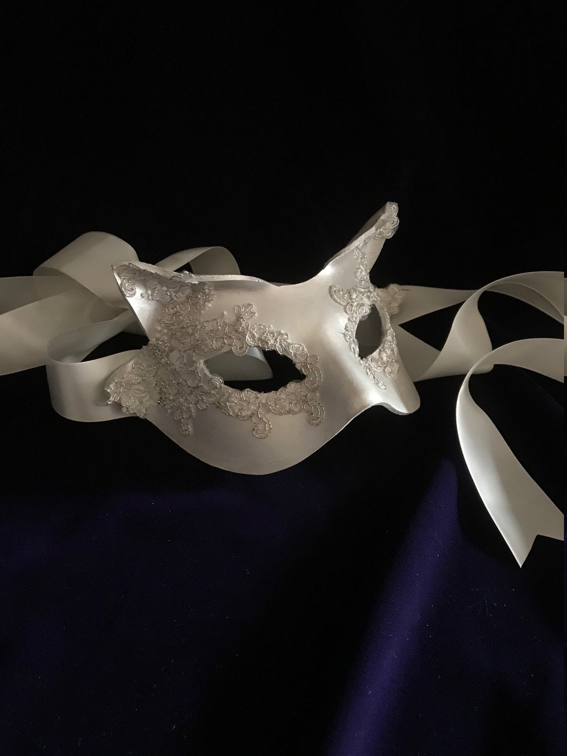 White Winter Fox Mask - Pearly Leather & Lace Wild Animal Mask ...