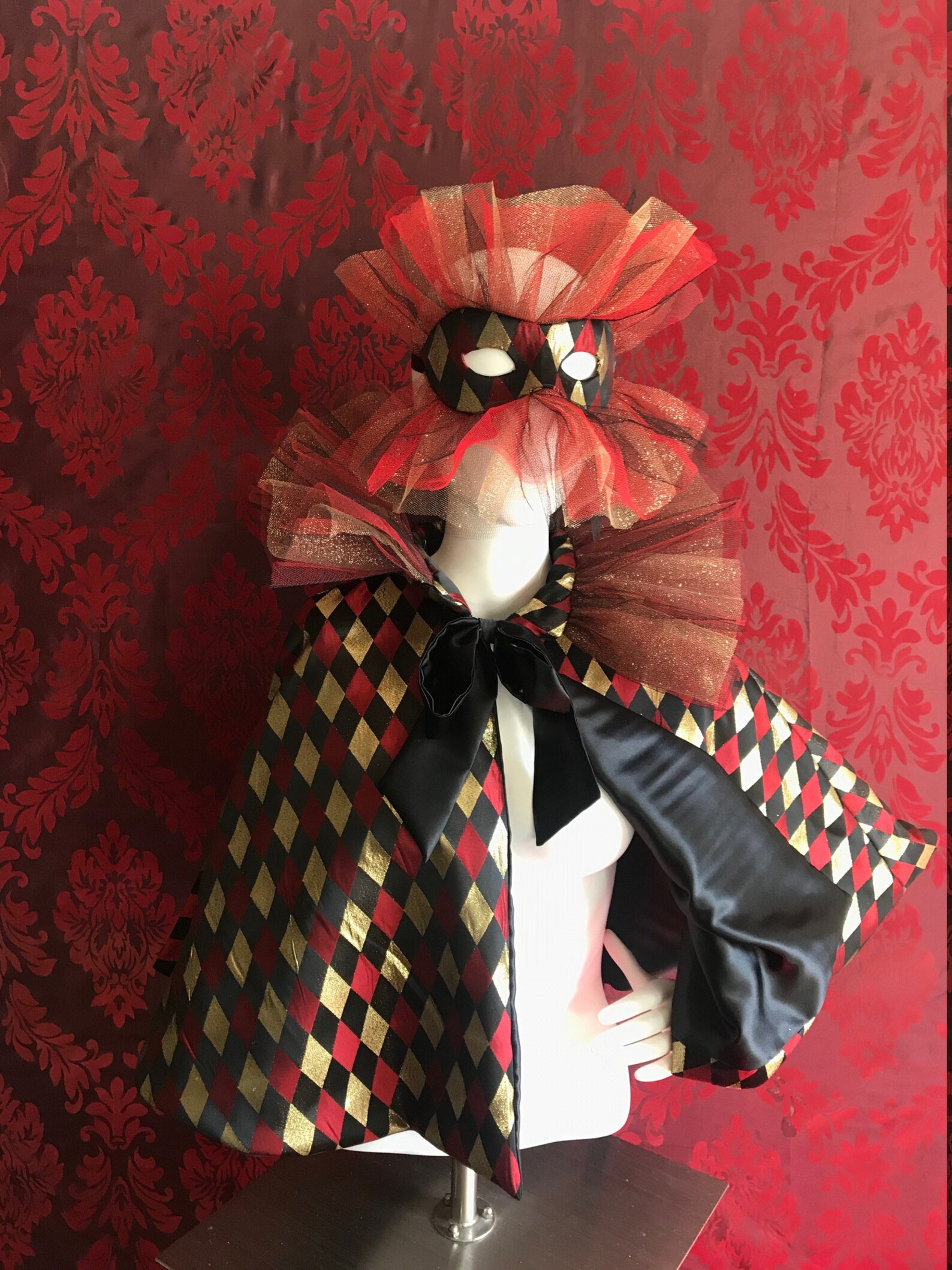 Harlequin - Red Black and Gold Silk & Tulle Cape and Mask Set ...
